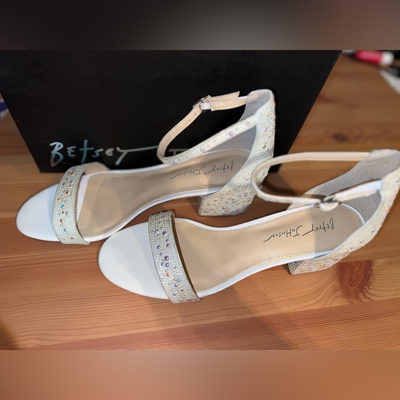 Blue by Betsey Johnson | Shoes | Blue By Betsey Johnson Mari Pearl ...
